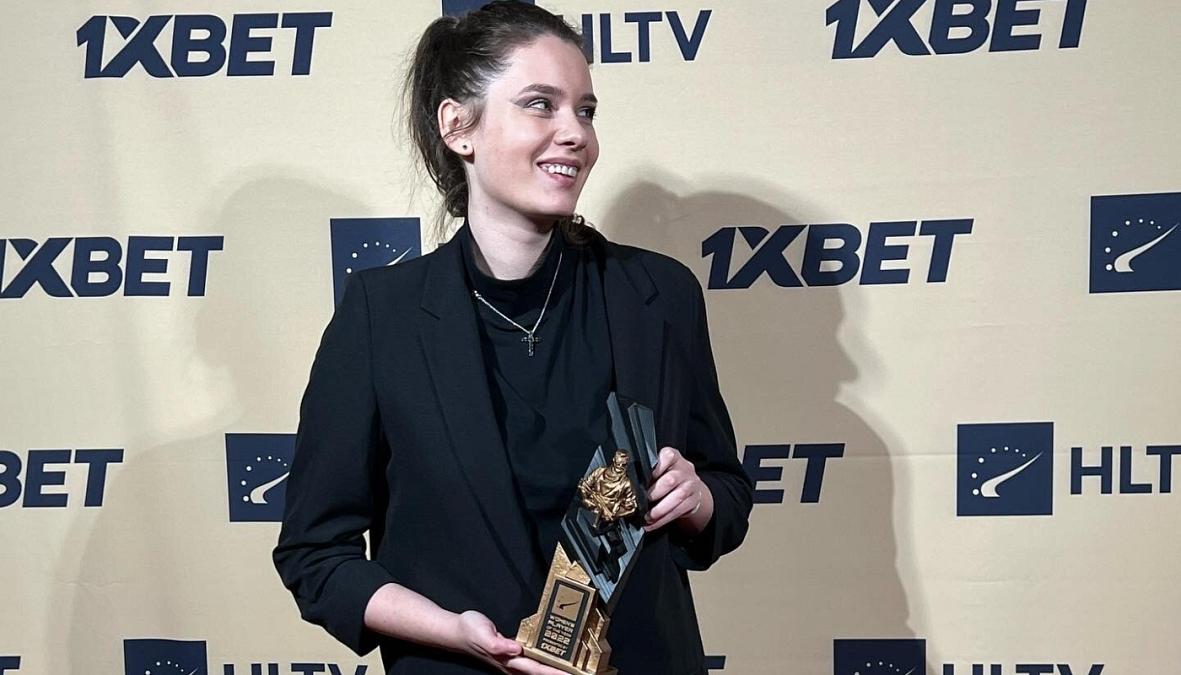 Ana Dumbravă A Primit Premiului, „Best Female Player of 2024”, la Gala ...